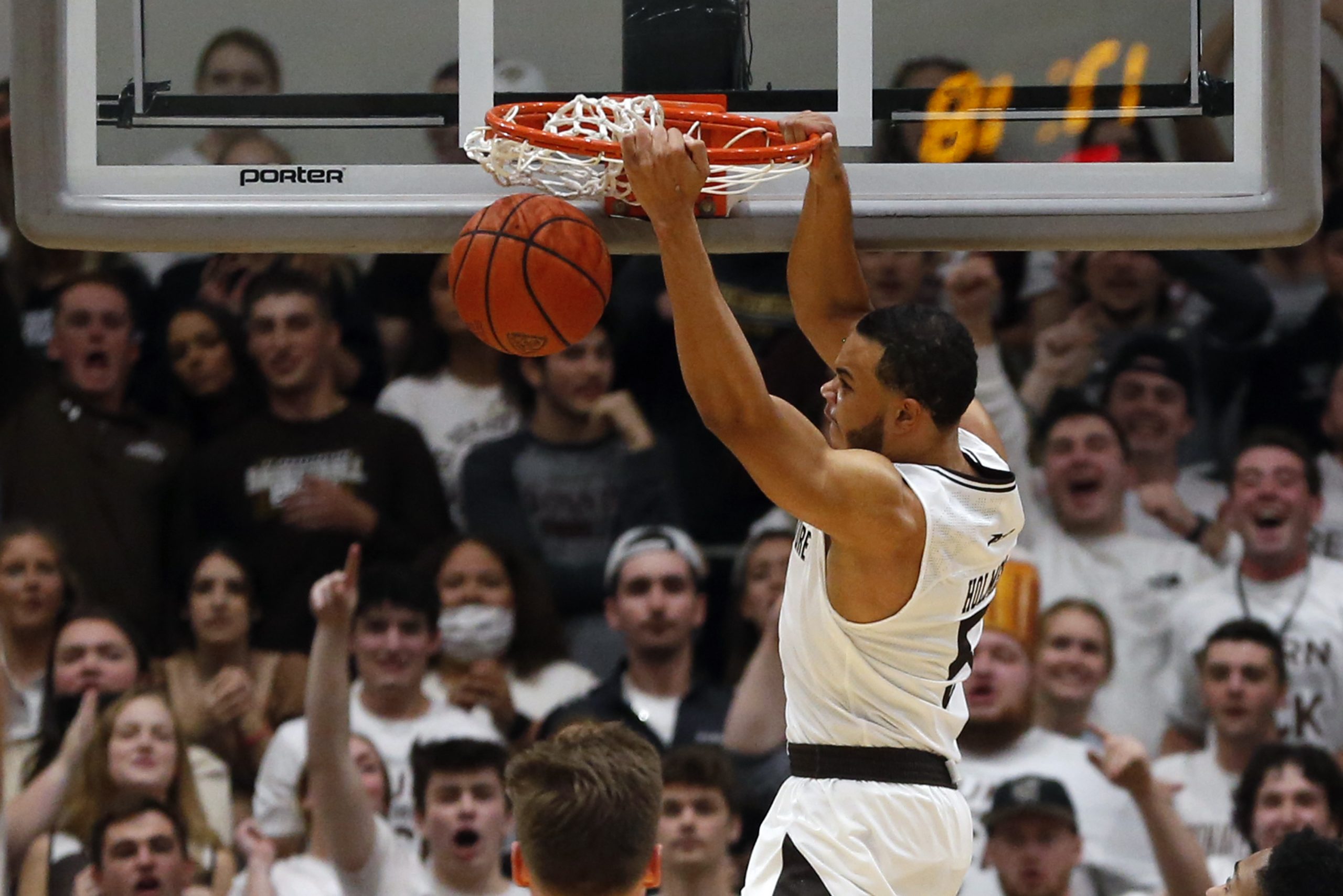 Bonnies Overcome Slow Start | News, Sports, Jobs - Post Journal